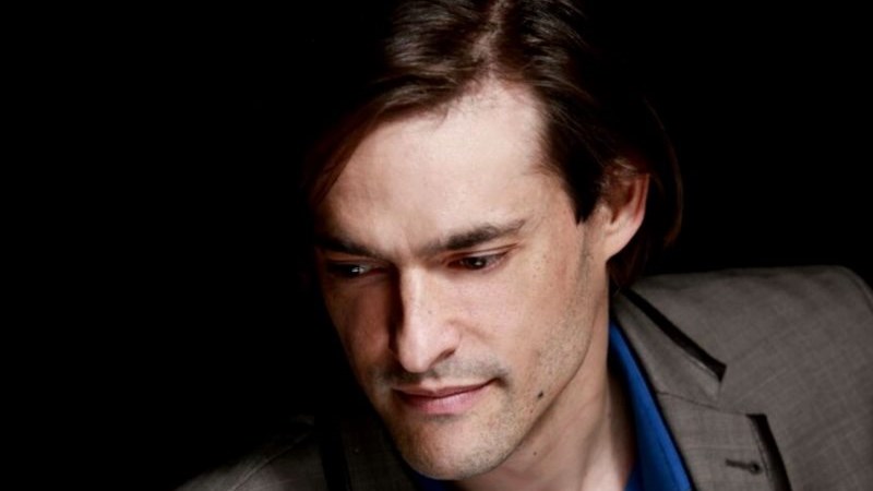 Adam Barnard, former Romanz singer is in a coma | Mossel Bay Advertiser