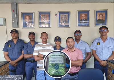Polisie lê beslag op duisende pynpille in Groot-Brak | Mossel Bay ...