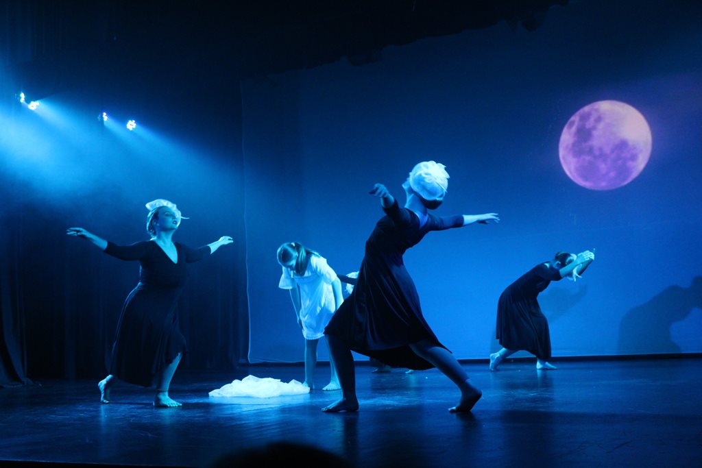 Dance Mosaic - Dancing for Dogs at Arts Theatre | George Herald