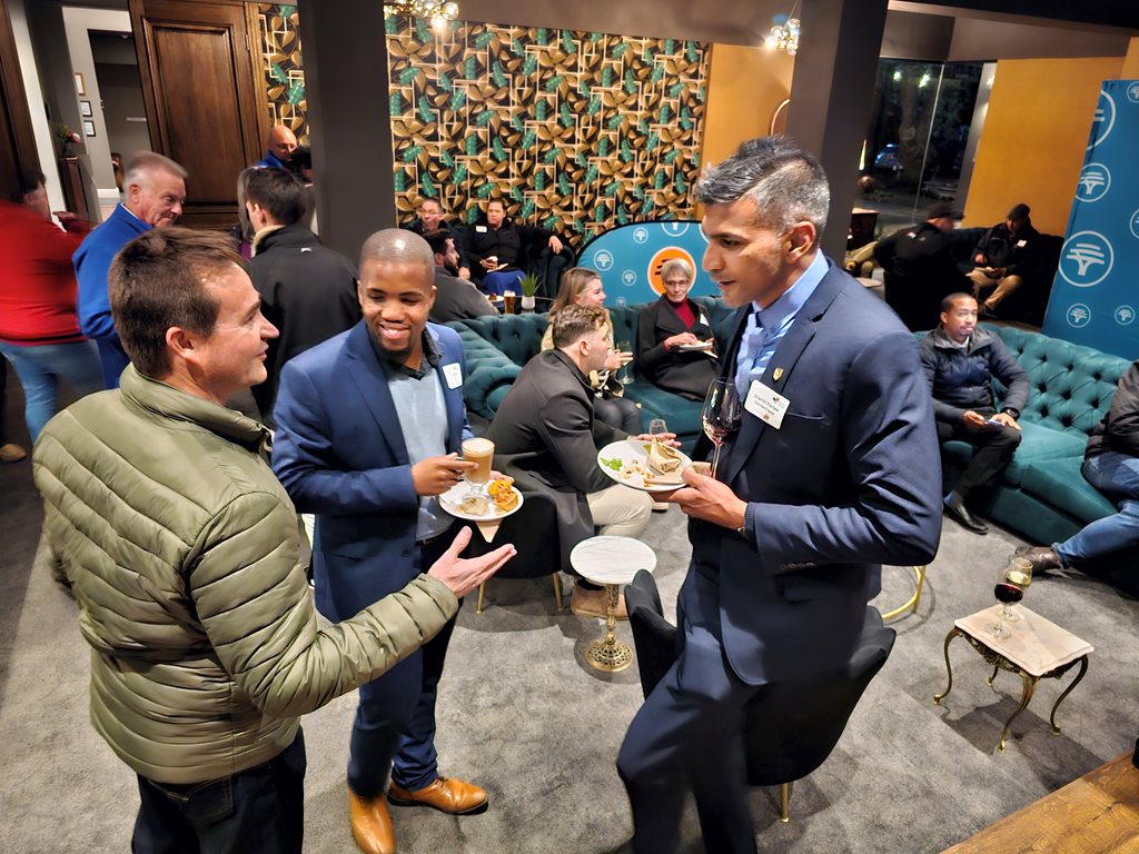 FNB hosts successful George Business Chamber networking evening ...