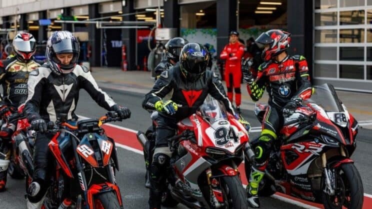 Motorcycle racing joins South African Endurance Series | Knysna-Plett ...