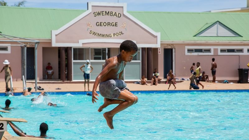 Gwaiing and Conville Swimming Pools open | George Herald