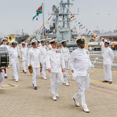 SA Navy in Knysna | Knysna-Plett Herald