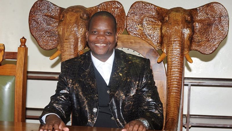 Venda king to pay back R17 million from VBS as he fights to keep his ...