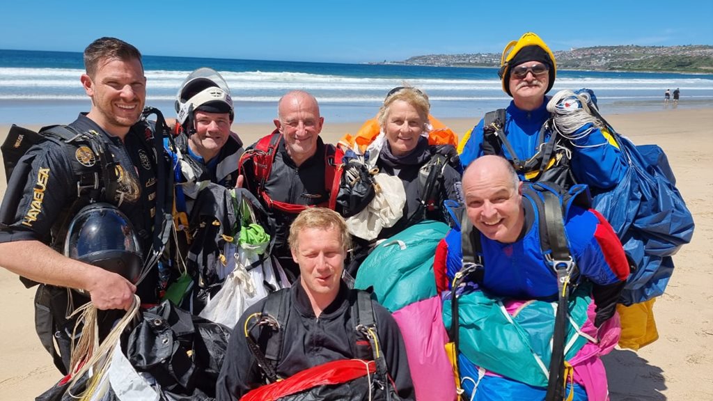 Skydivers performing different disciplines | Mossel Bay Advertiser