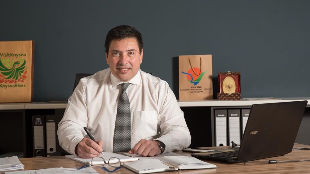 Utter rubbish says mayor in response to DA accusations | Knysna-Plett ...