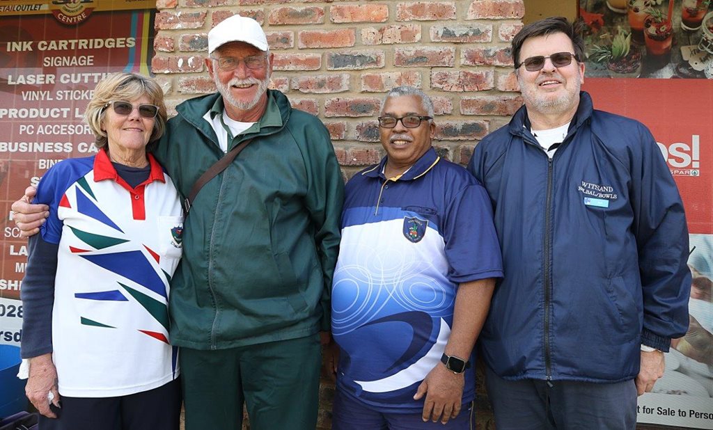 Robalspelers tem die wind in Riversdal | Suid-Kaap Forum