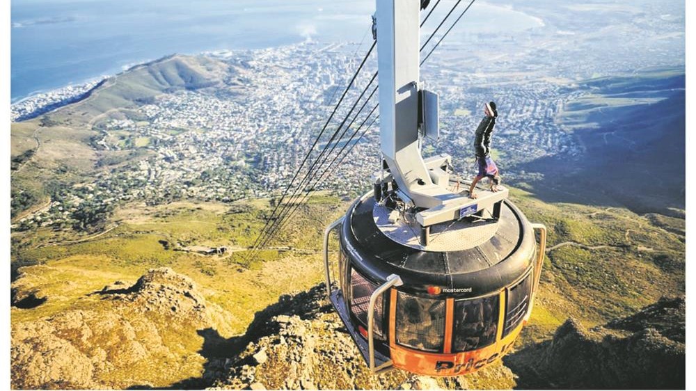 Handstand hero defends against wild claim | George Herald