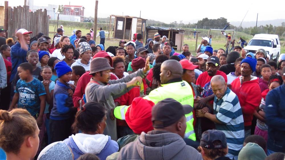 Rheenendal squatters vs mayor | Knysna-Plett Herald