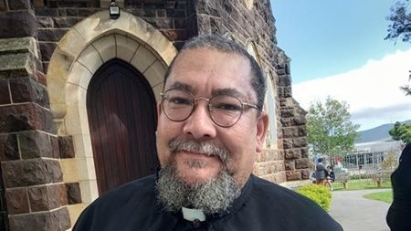 Prayer for 16 days 'of new life, new hope' | Knysna-Plett Herald