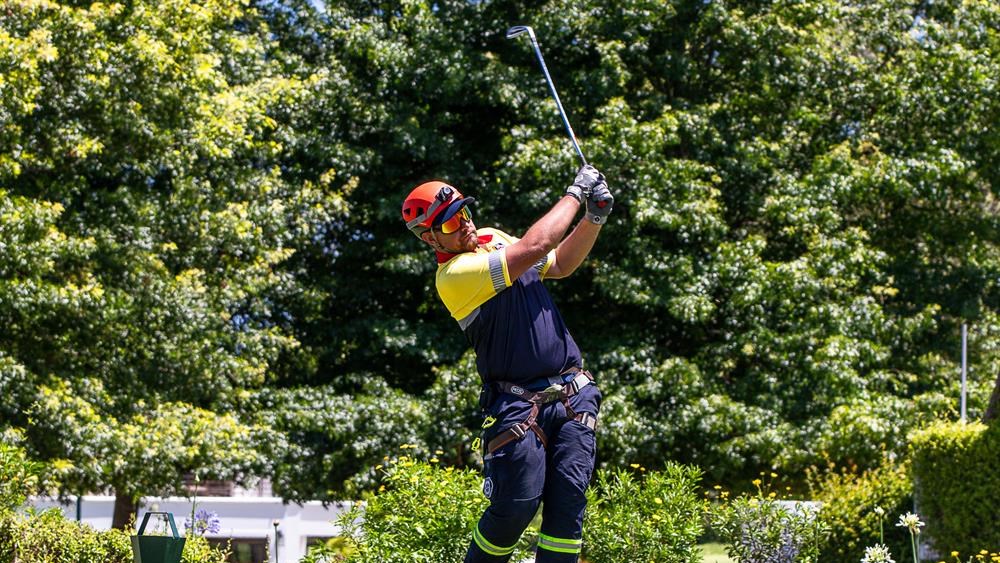 Gholfspelers span saam vir Sarza Garden Route | George Herald