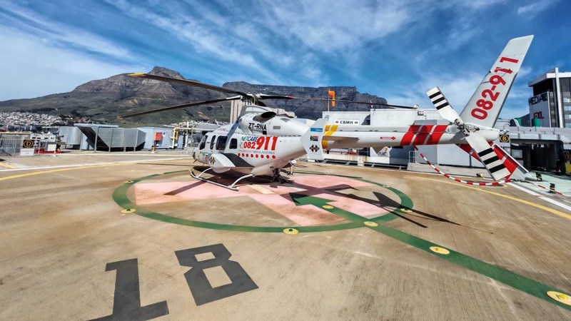 Netcare 8’s rooftop touchdown at iconic hospital marks lifesaving ...