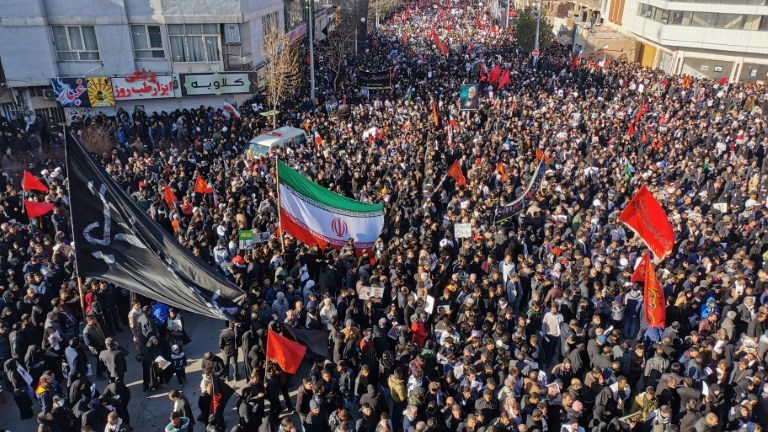 Stampede at Iran general's funeral leaves over 30 dead | George Herald