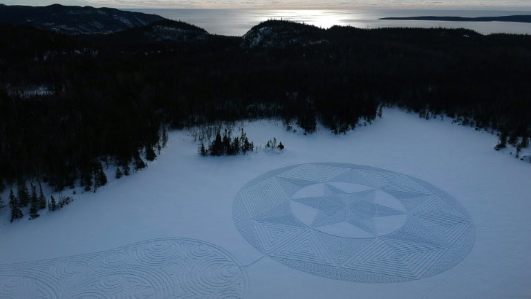 One step at a time: Canadian creates spectacular 'snowshoe art ...