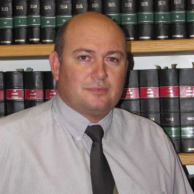 Claasen staan groot skoene vol | George Herald