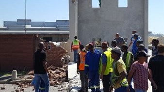 Eyewitness recounts moments after Durban building collapse | Knysna ...