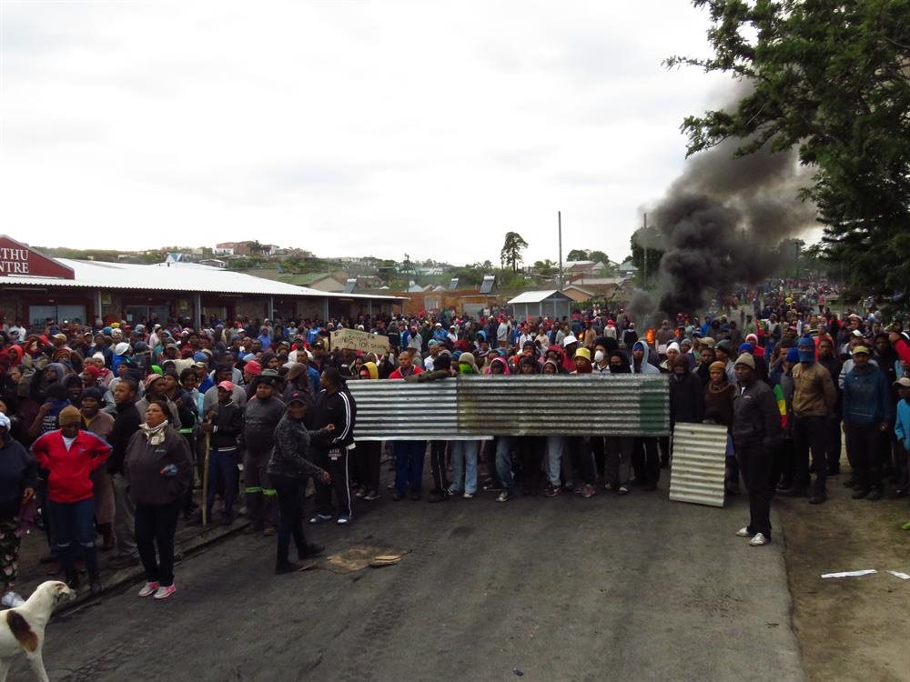 Riots in the township | Knysna-Plett Herald