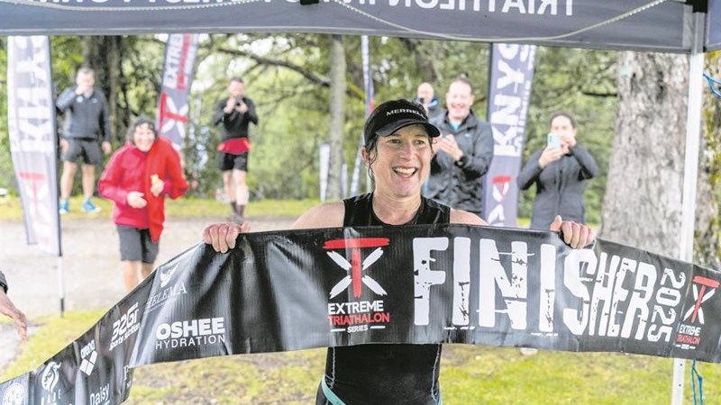 Anna Haw makes history at Knysna Extreme Thriathlon | Knysna-Plett Herald