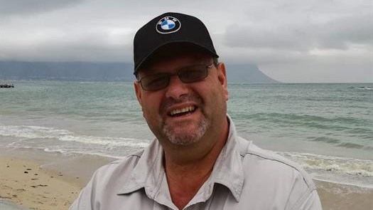 Alfie tree af na 33 jaar | George Herald
