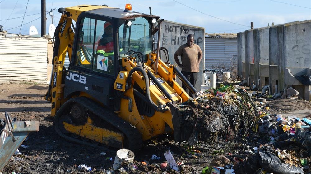 Wees verantwoordelik met vullis | Mossel Bay Advertiser