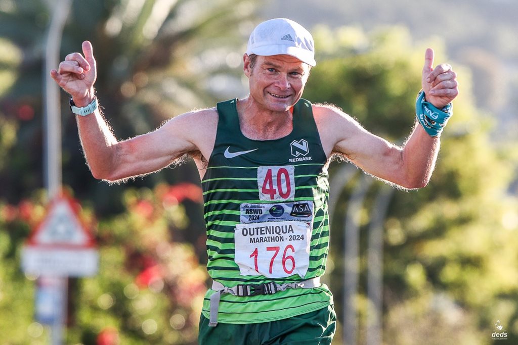 Die mooiste marathon lok 1 100 atlete | George Herald