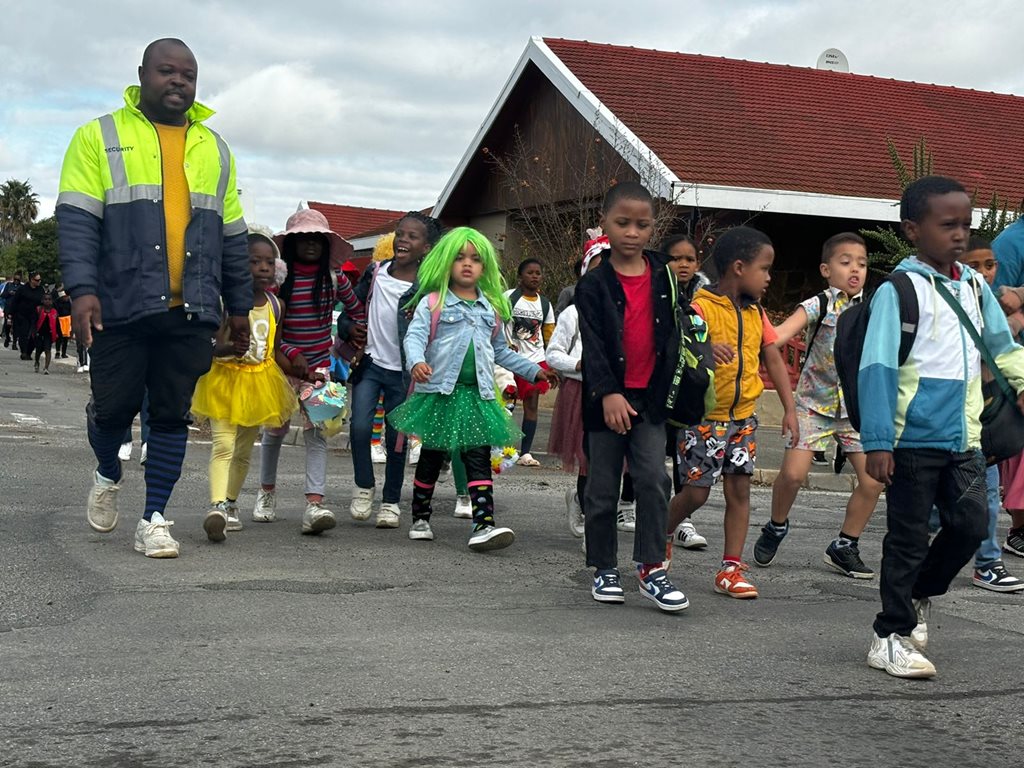 Dis heerlike lente by Van Reede Skool | Oudtshoorn Courant