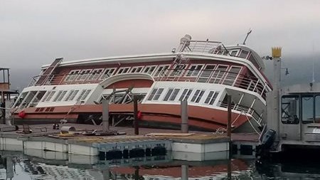 Paddle Cruiser in trouble | Knysna-Plett Herald