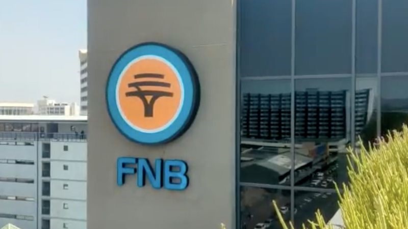 ‘Not everything needs a minimalist look’ – SA reacts to new FNB logo ...