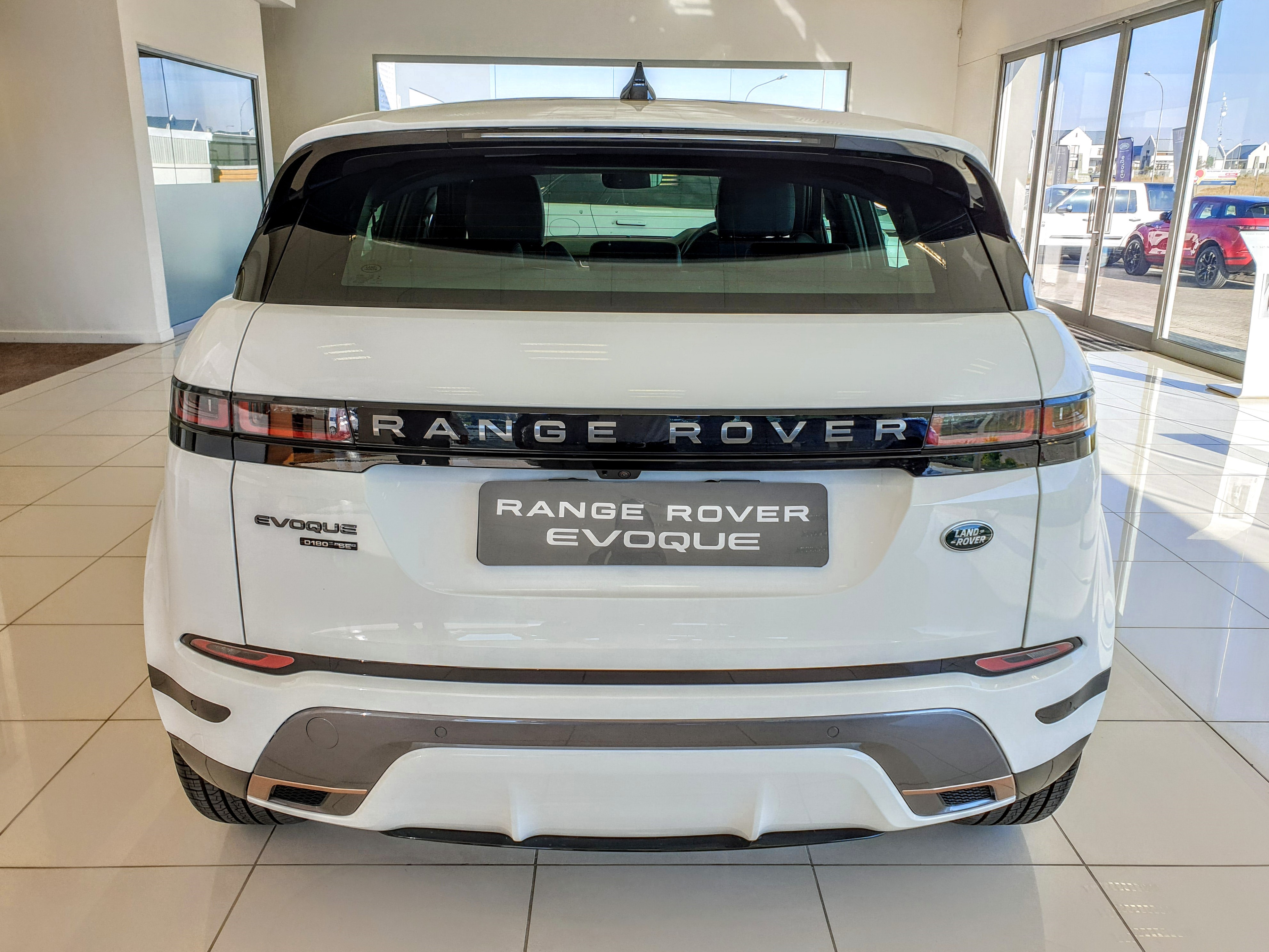 Imperial Land Rover George | Pick of the Week | Range Rover Evoque ...