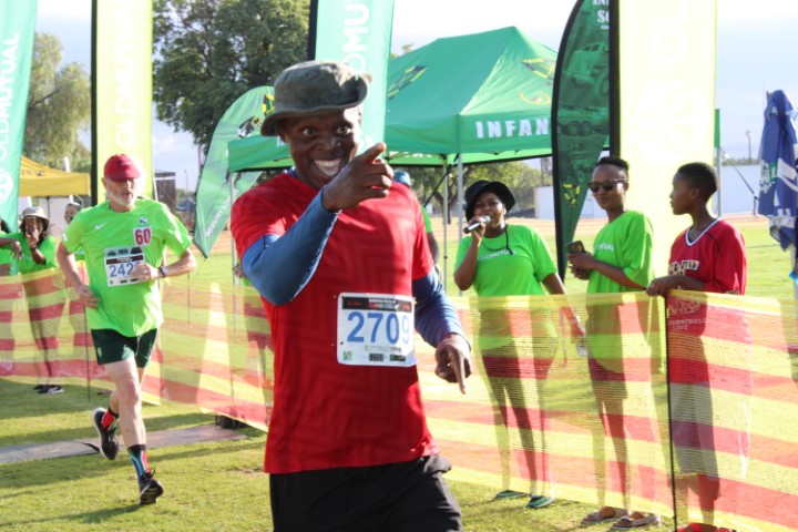 Infanterieskool Cango Marathon lok meer as 2 000 deelnemers ...