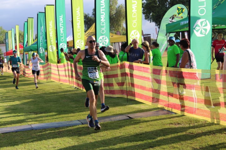 Infanterieskool Cango Marathon lok meer as 2 000 deelnemers ...
