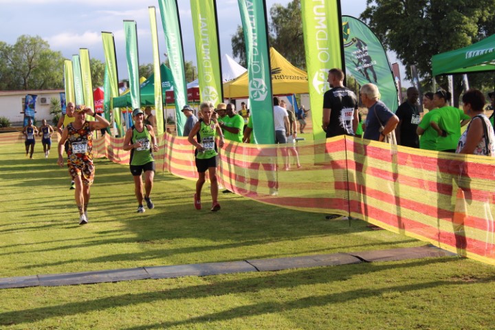 Infanterieskool Cango Marathon lok meer as 2 000 deelnemers ...