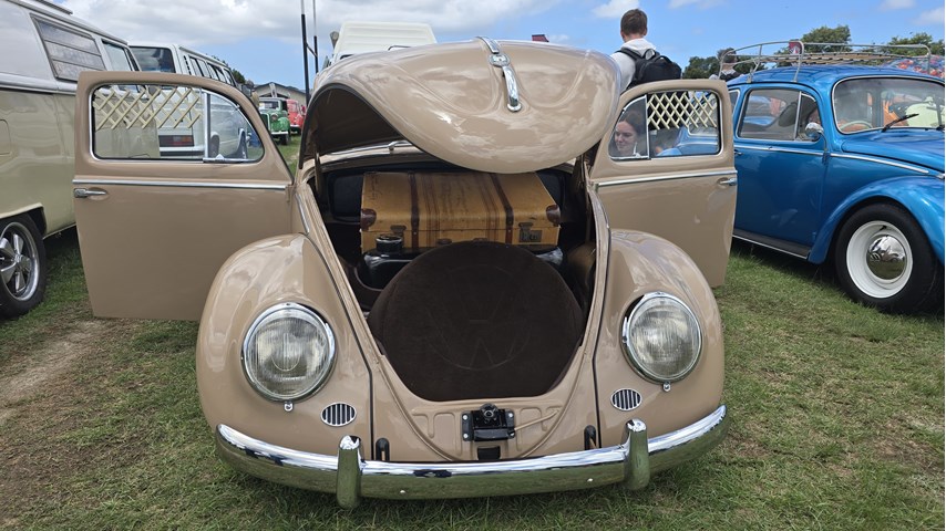 A roaring Valentine's Day at Old Car Show | George Herald