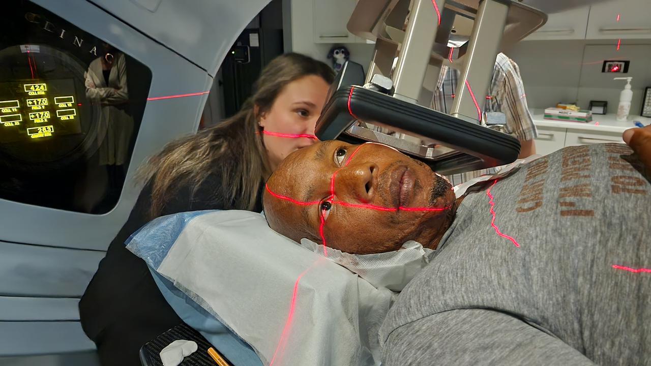 Melvin net-net betyds vir radiasie na operasie | George Herald