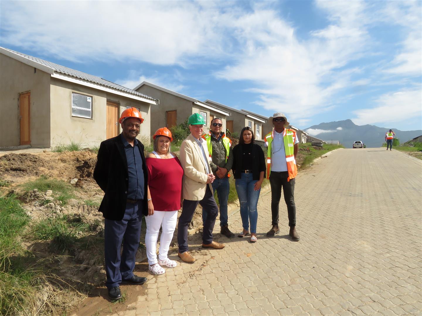 Mayor delighted to see progress of Metro Housing project | George Herald