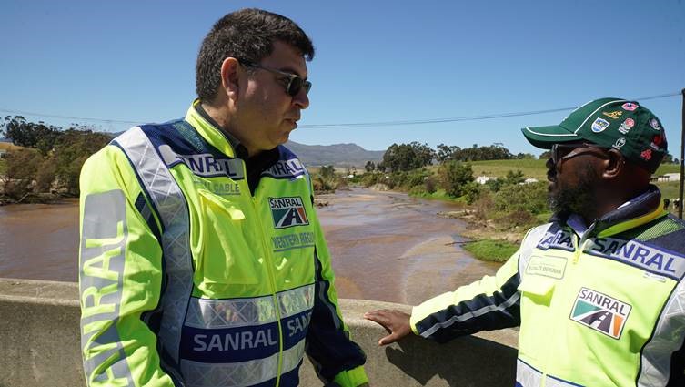 N2 section 2 officially open at Botrivier | Knysna-Plett Herald