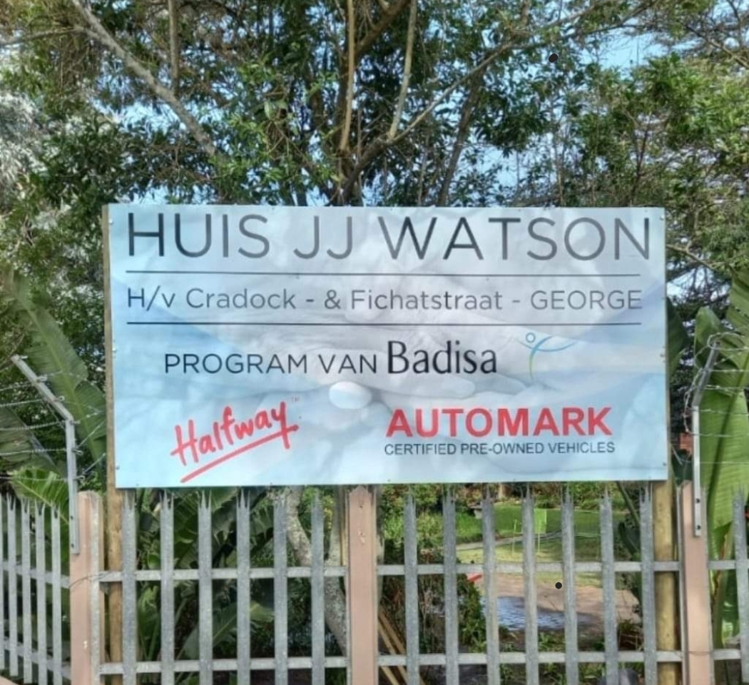 Winskopies by JJ Watson se maandelikse verkoping | George Herald