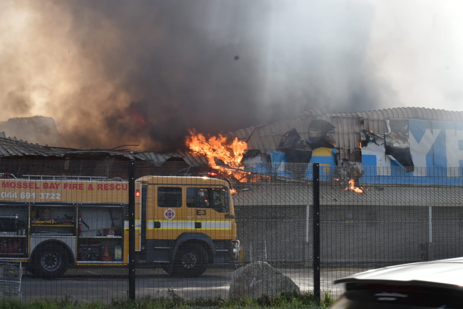 Woman injured in Mikeva fire | Mossel Bay Advertiser